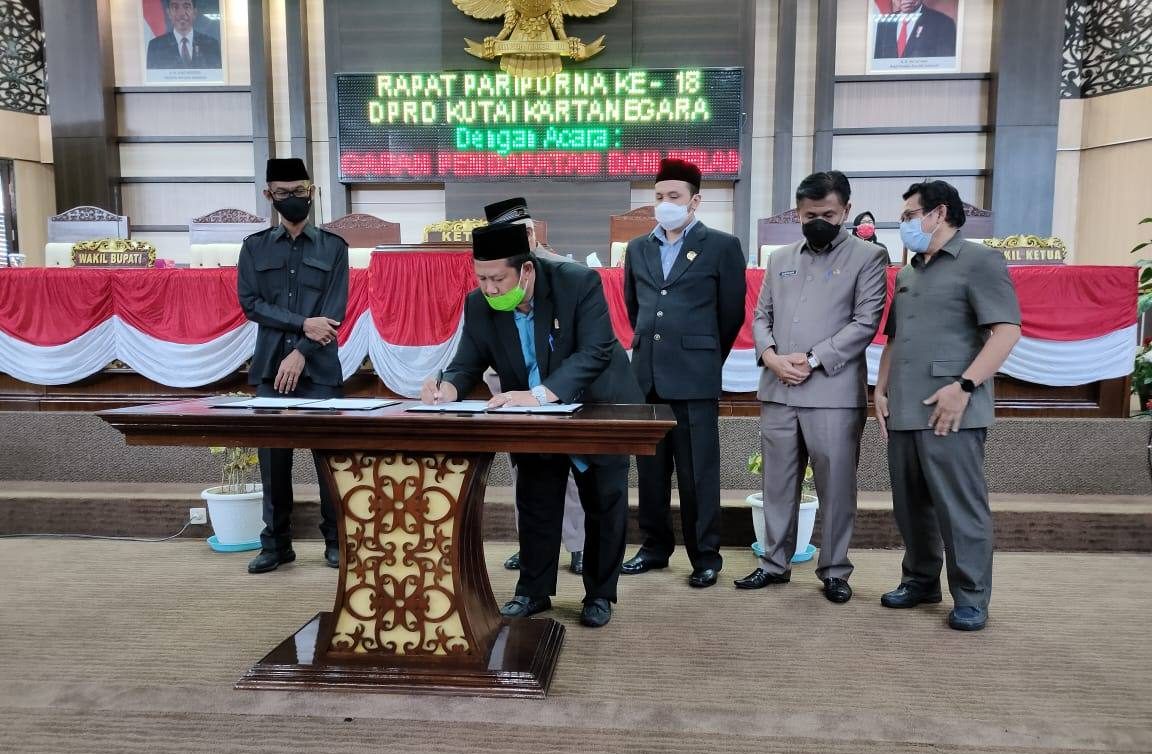 Sah, APBD Kukar 2021 Rp3,6 Triliun - Kaltim Today Sah, APBD Kukar 2021 Rp3,6 Triliun - Kaltim Today